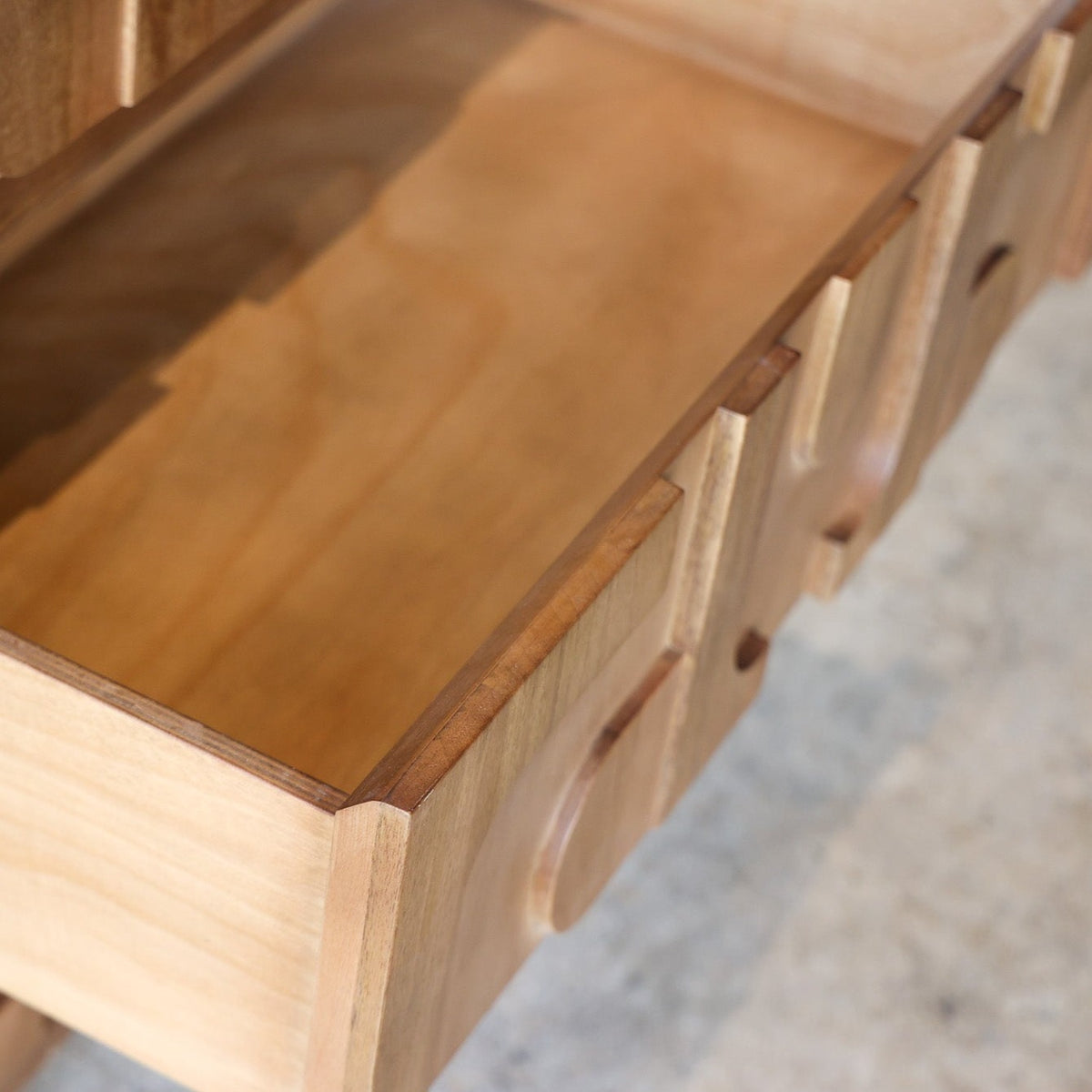 Funky Dresser