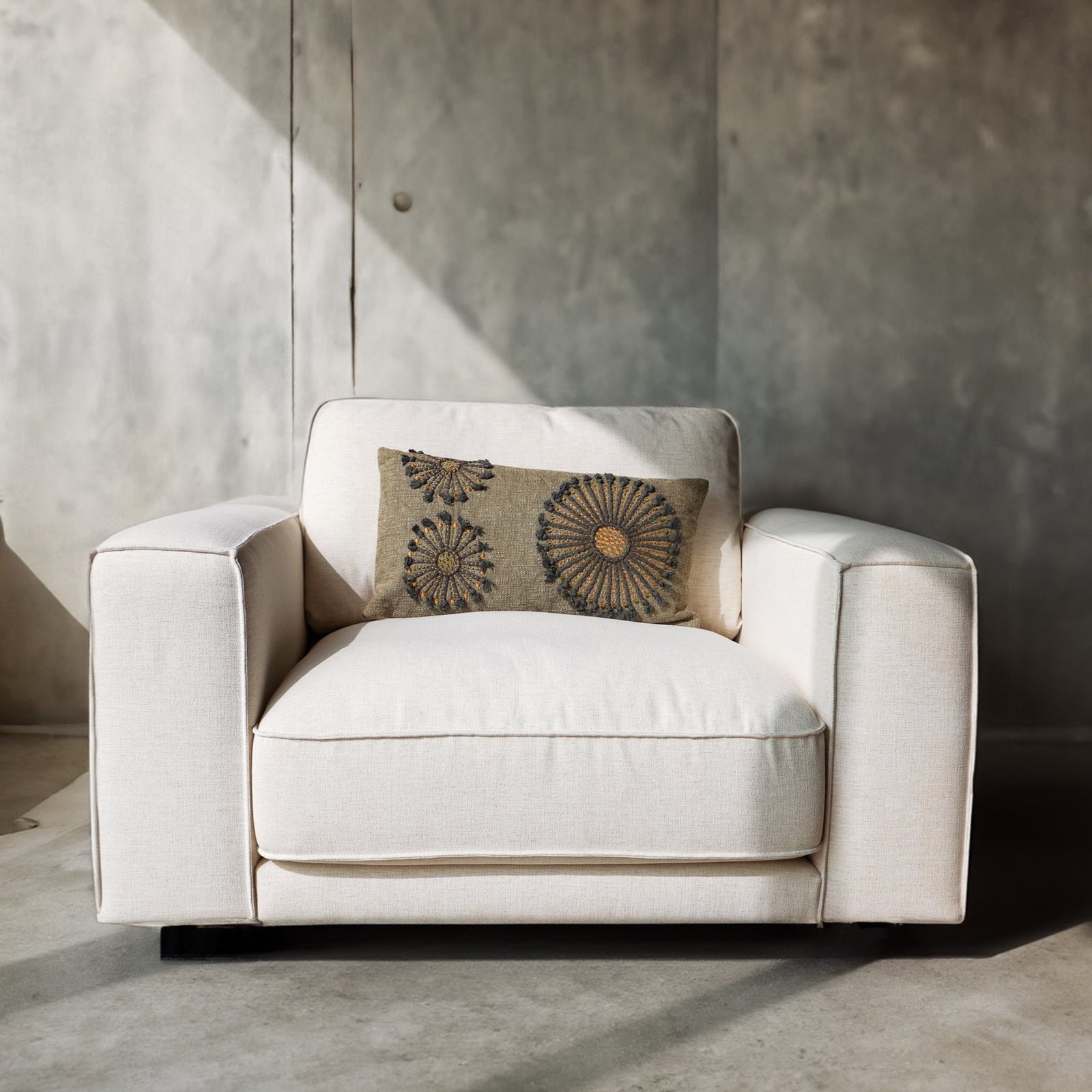 Say hello to your new favorite furniture store! 👋 – Dwell Home Market